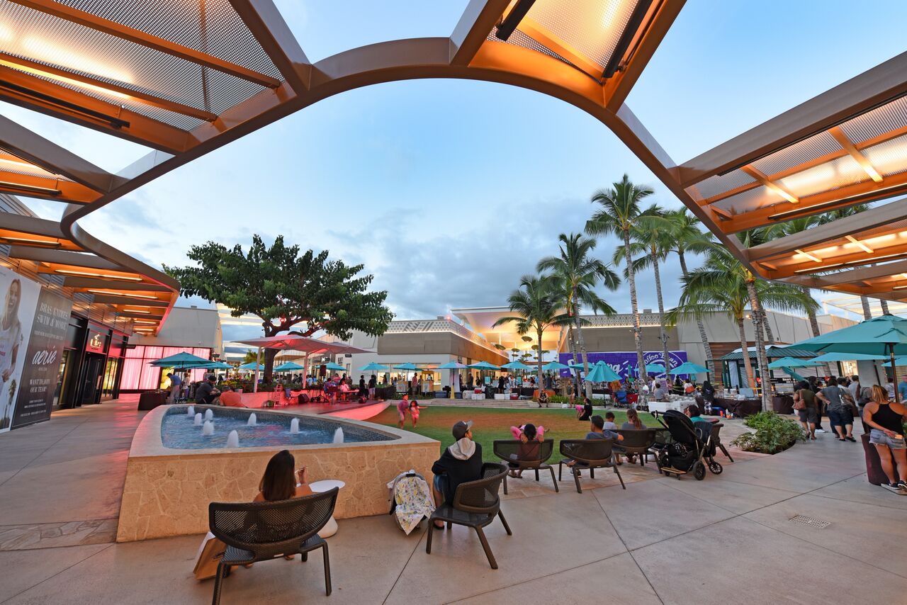 Stand-alone parcel with 4,800 SF of available retail or office space ...